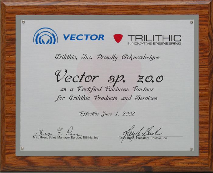 VECTOR - TRILITHIC, udana współpraca - VECTOR